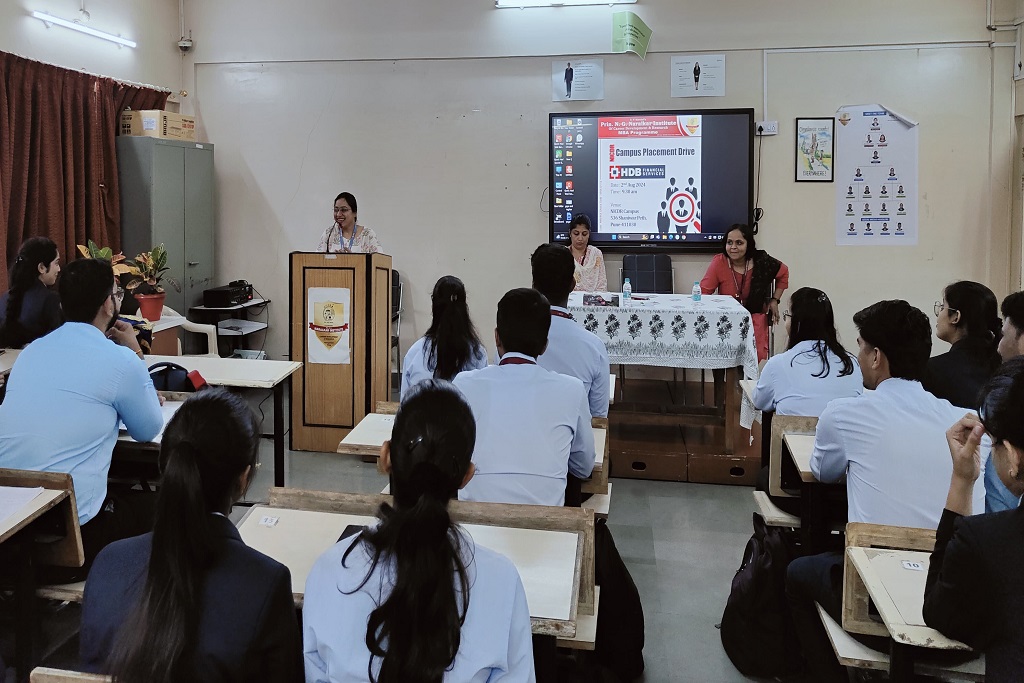 S.P. Mandali's Prin.N.G.Naralkar Institute of Career Development And ...